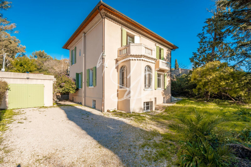 Maison de ville TOULON, UN NOBLE PASSÉ À RECOMPOSER | Côte d'Azur ...